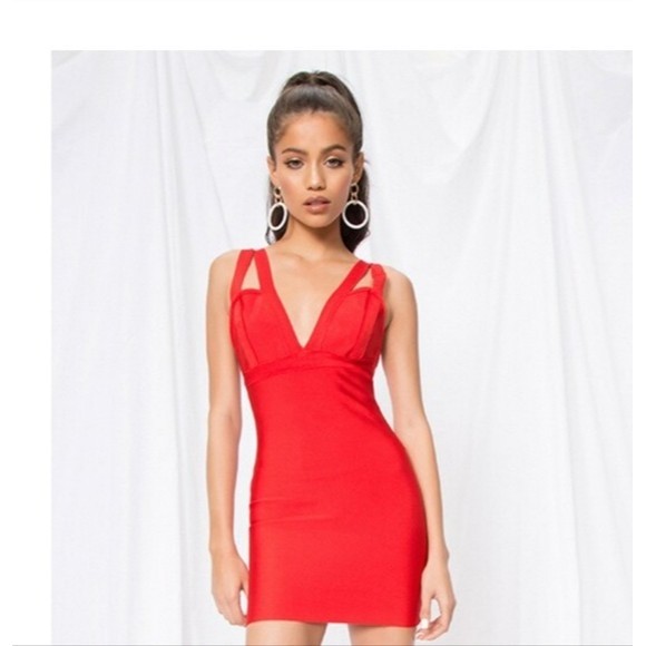 superdown | Dresses | Superdown Revole Larsa Deep V Bodycon Dress ...